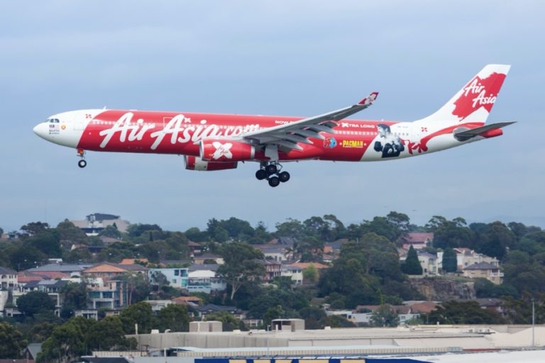 AirAsia Tambah Rute Domestik dan Internasional | Pilar.ID