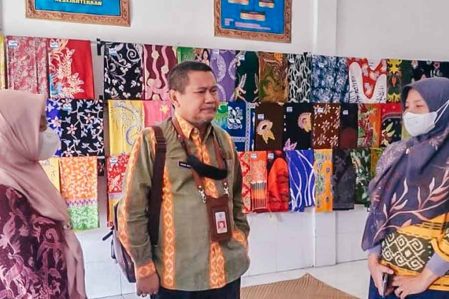 Tak hanya Siap Berkoperasi, Milenial Diharap Aktif Kembangkan Batik ...