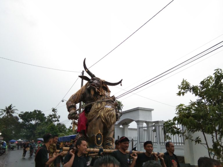 Mengenal Saparan Bekakak, Upacara Adat Masyarakat Ambarketawang | Pilar.ID
