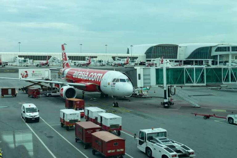 AirAsia Kembali Sediakan 5 Juta Kursi Gratis ke Berbagai Tujuan | Pilar.ID